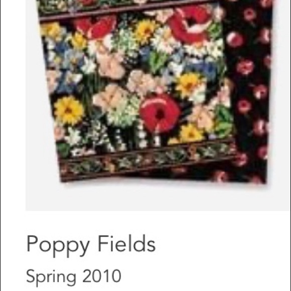 Vera Bradley | Dining | New Vera Bradley Placemat In Htf Poppy Fields ...